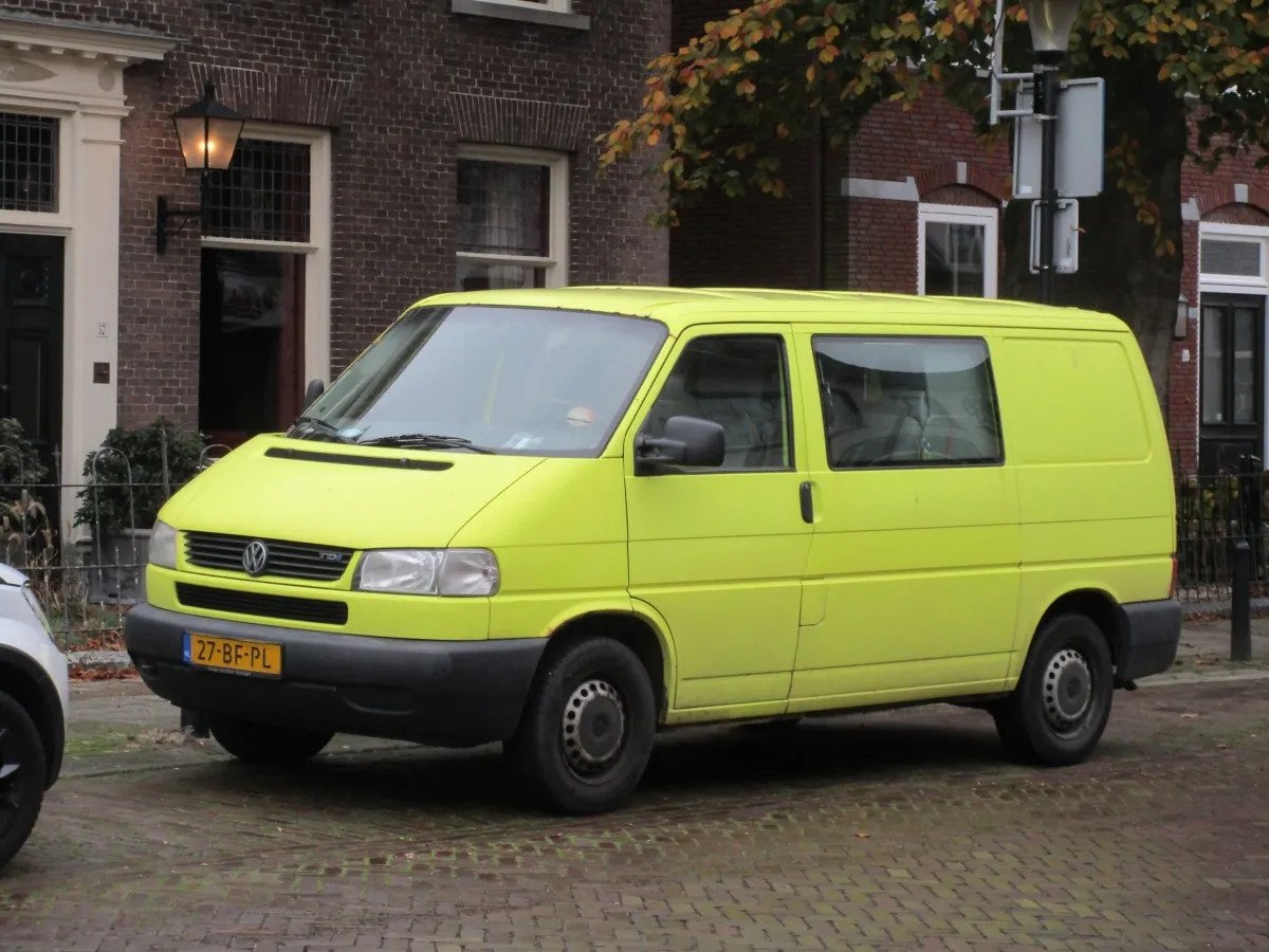 Volkswagen Transporter 2002 MKIV Van - Australian Child Restraint ...