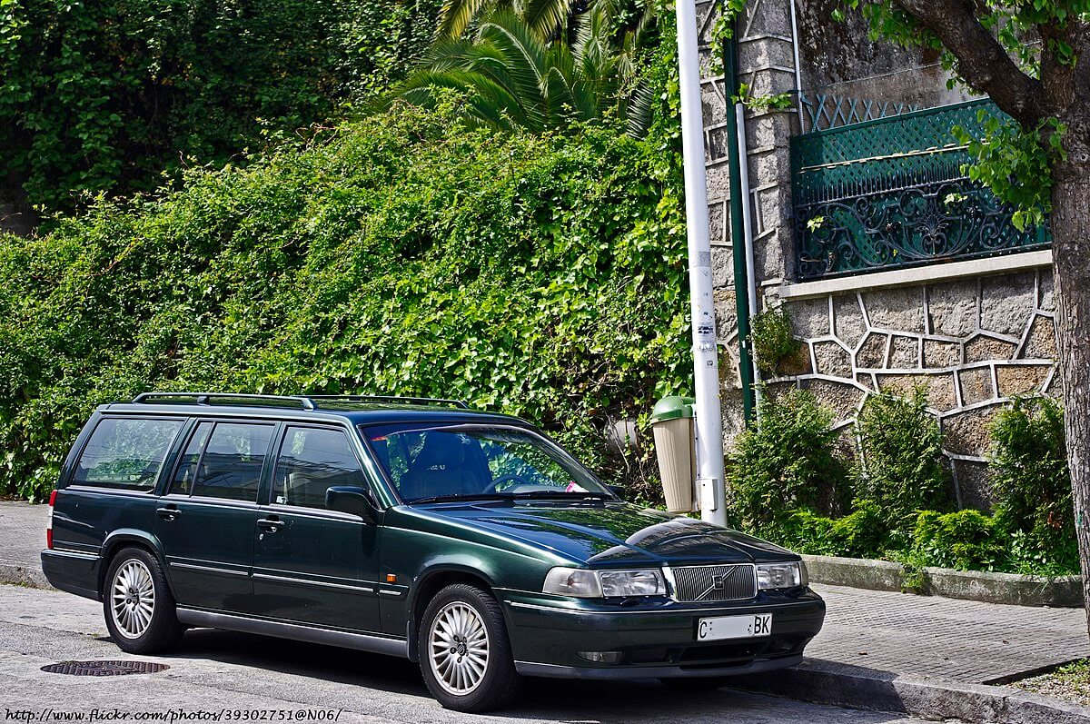 Volvo 960 1994 II Wagon - Australian Child Restraint Resource Initiative